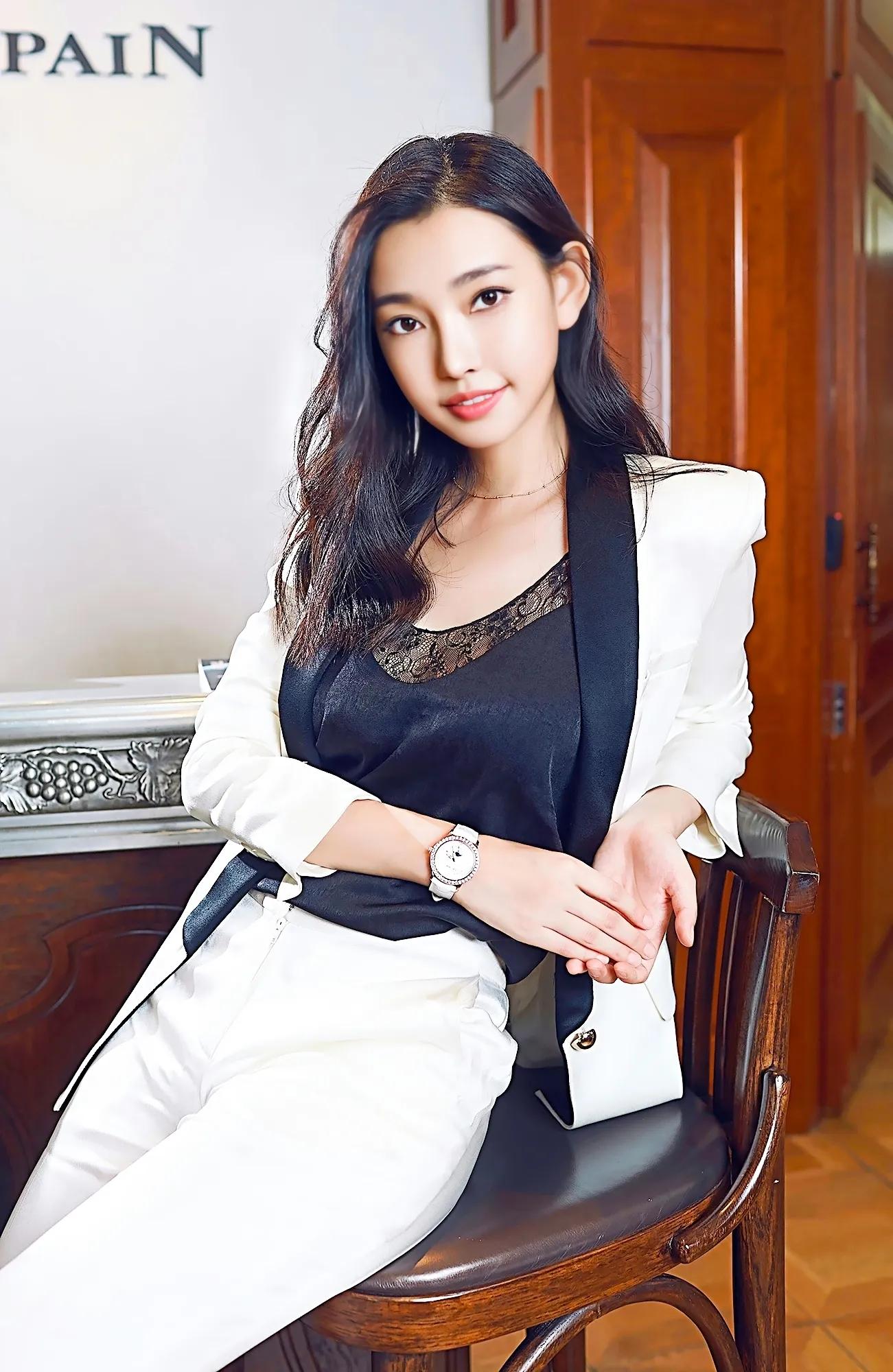 Beautiful actress: Tong Fei - iMedia