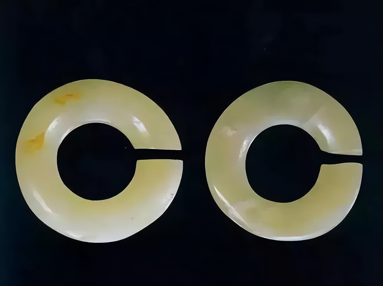 Explore the ancient Chinese jade ring, the historical evolution of the ...