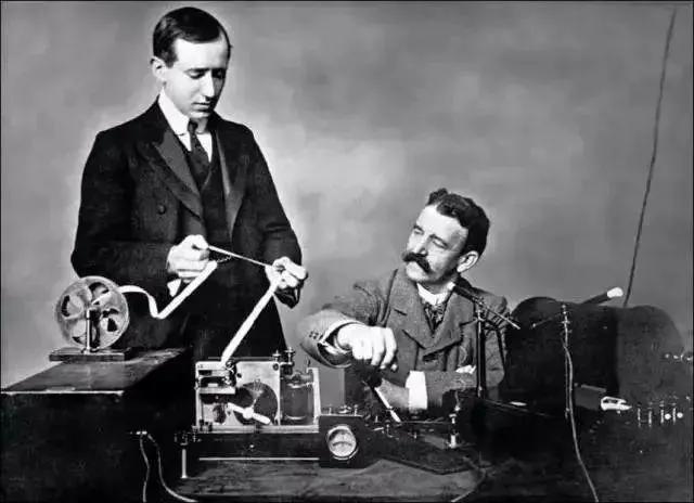 Was Edison a scientist, and what was his contribution and status in the ...