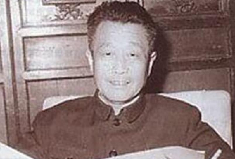 In 1946, Du Yuming was madly chasing Lin Biao. When he saw a black ...