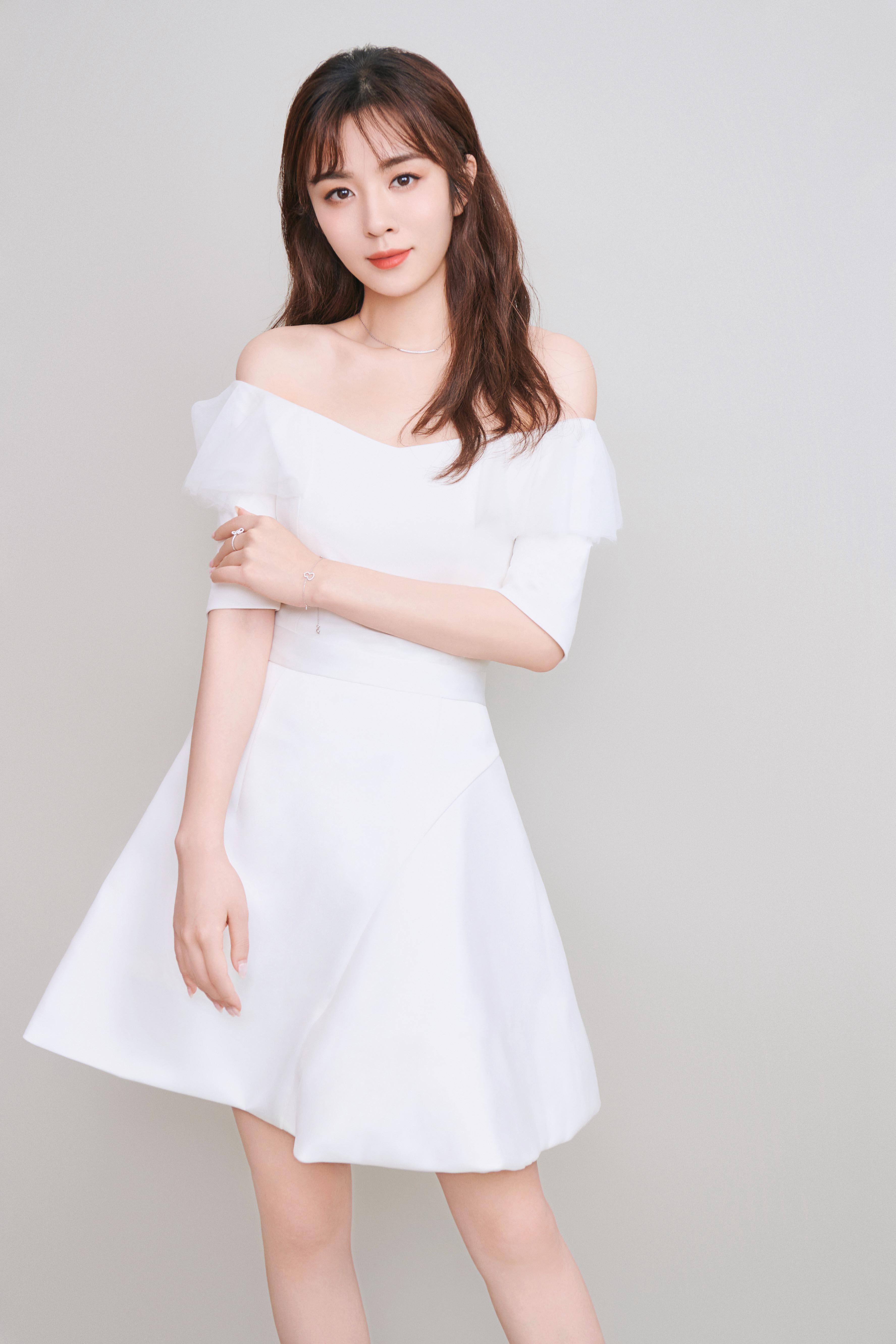 Wang Xiaochen - the character covers himself - iMedia