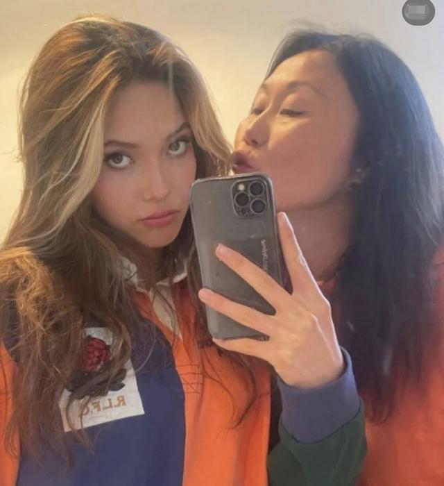 "Frog Princess" Gu Ailing came out of the circle again and attended the ...