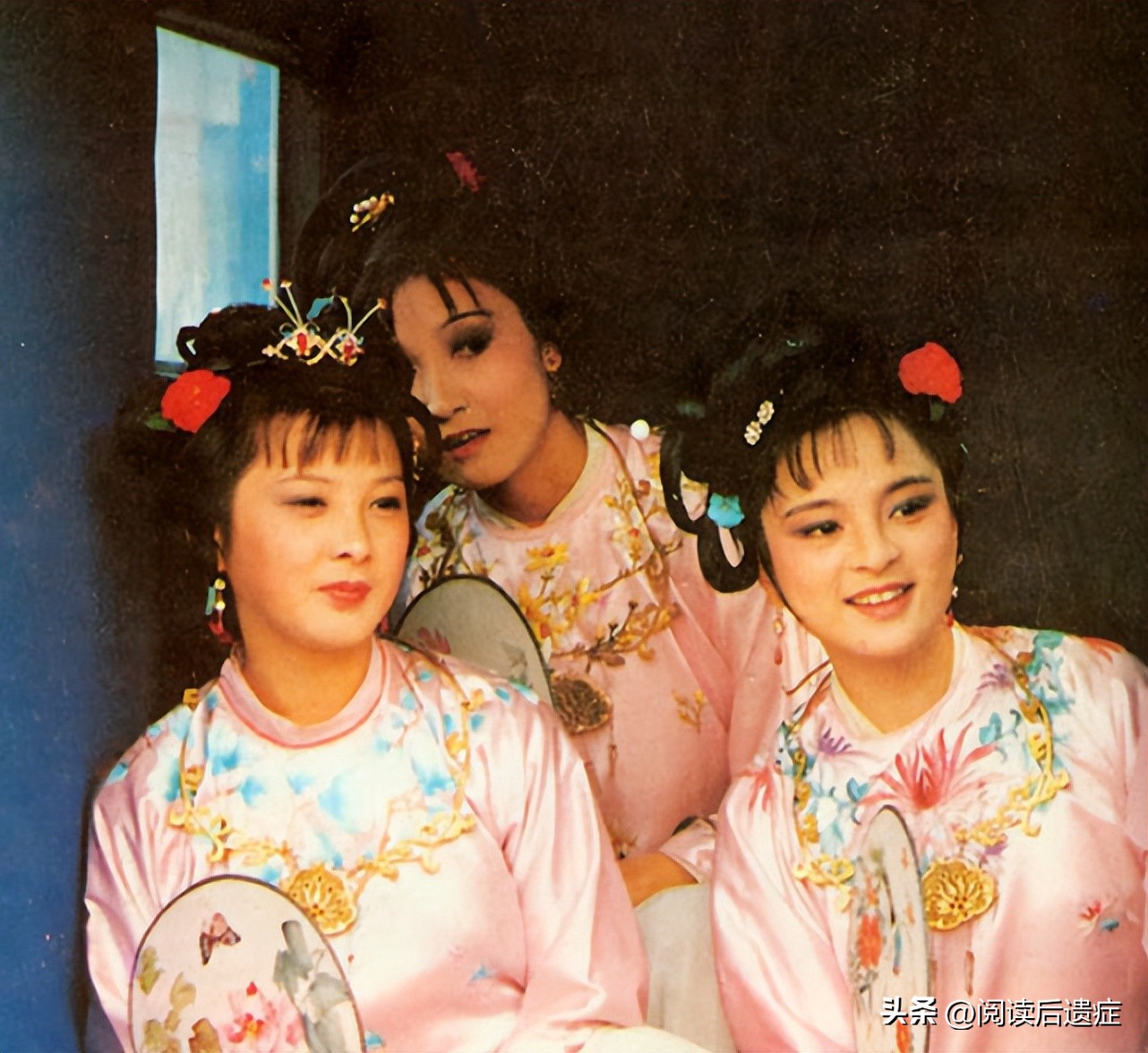 Xue Pan pretended to be Jia Zheng, and Tanchun asked why Baoyu didn't ...