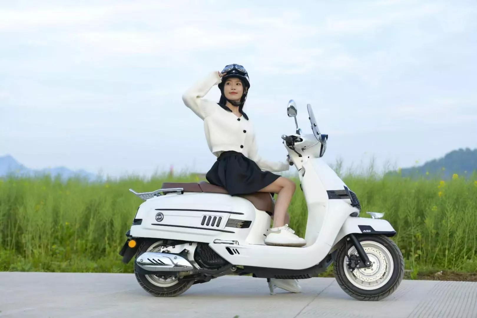 Sanye Retro Scooter Katyusha - iNEWS
