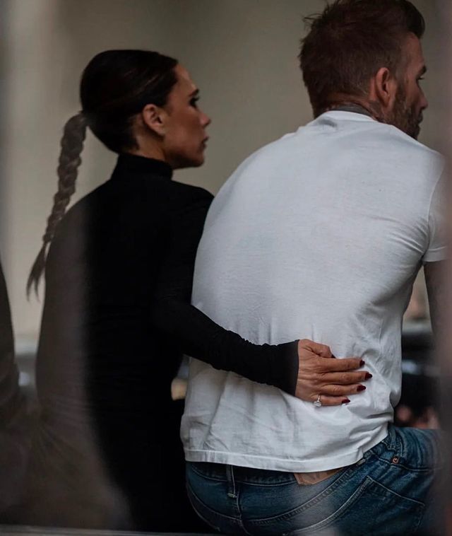 Beckham was hugged by his 48-year-old wife to watch the show, Mrs ...