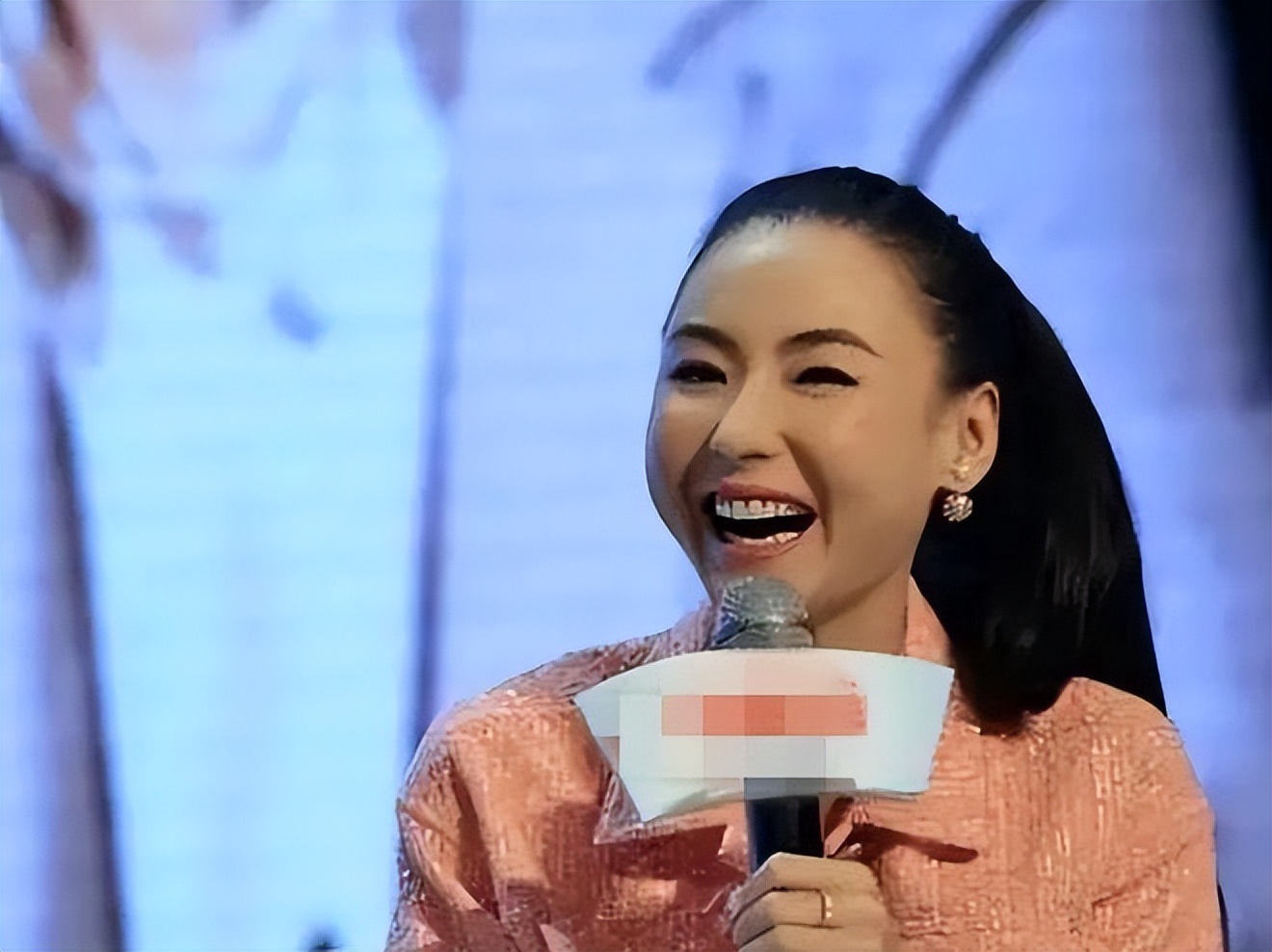 42-year-old Cecilia Cheung, now has plastic surgery to look like a pig ...