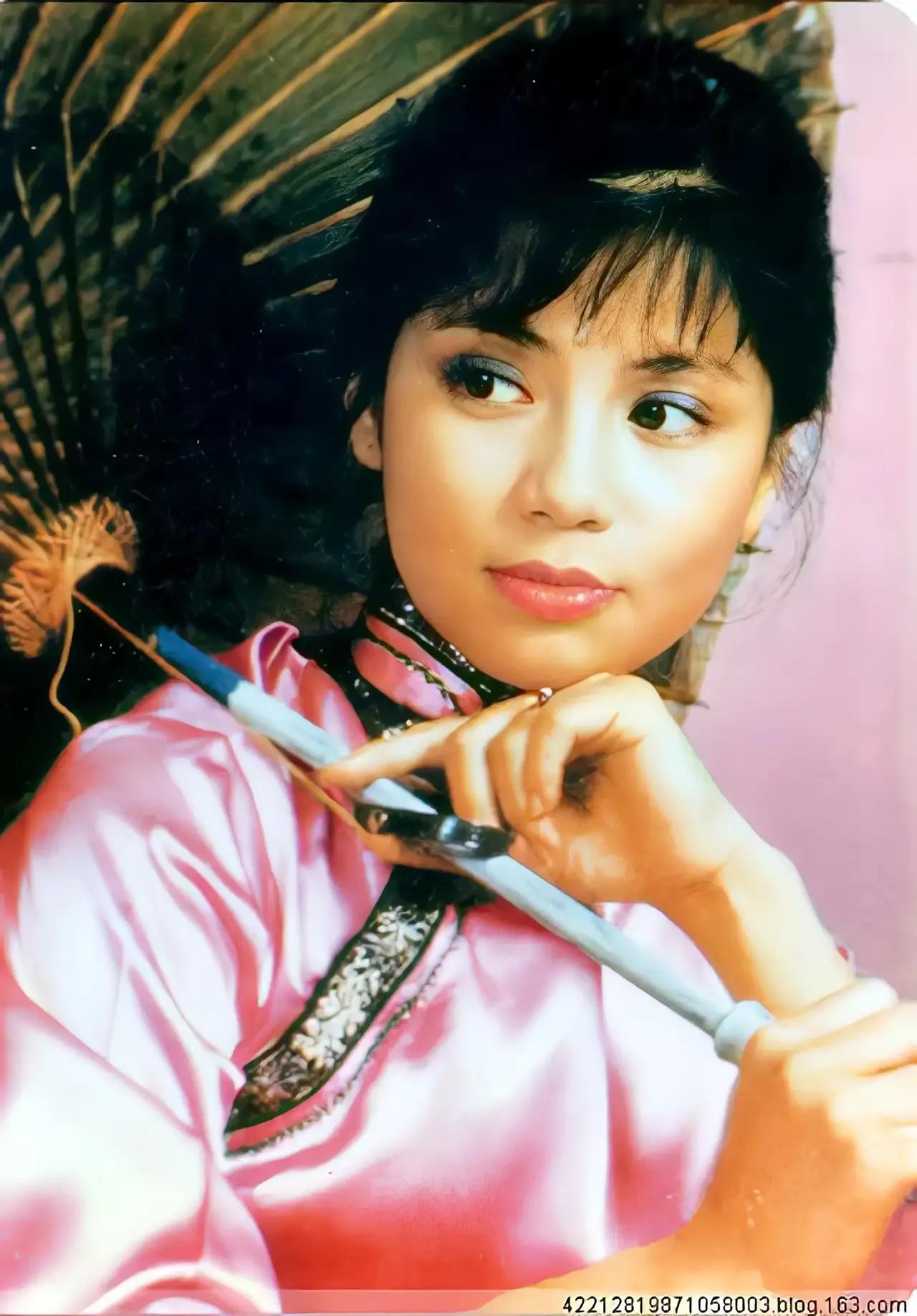 When Weng Meiling passed away more than 30 years ago, relatives and ...