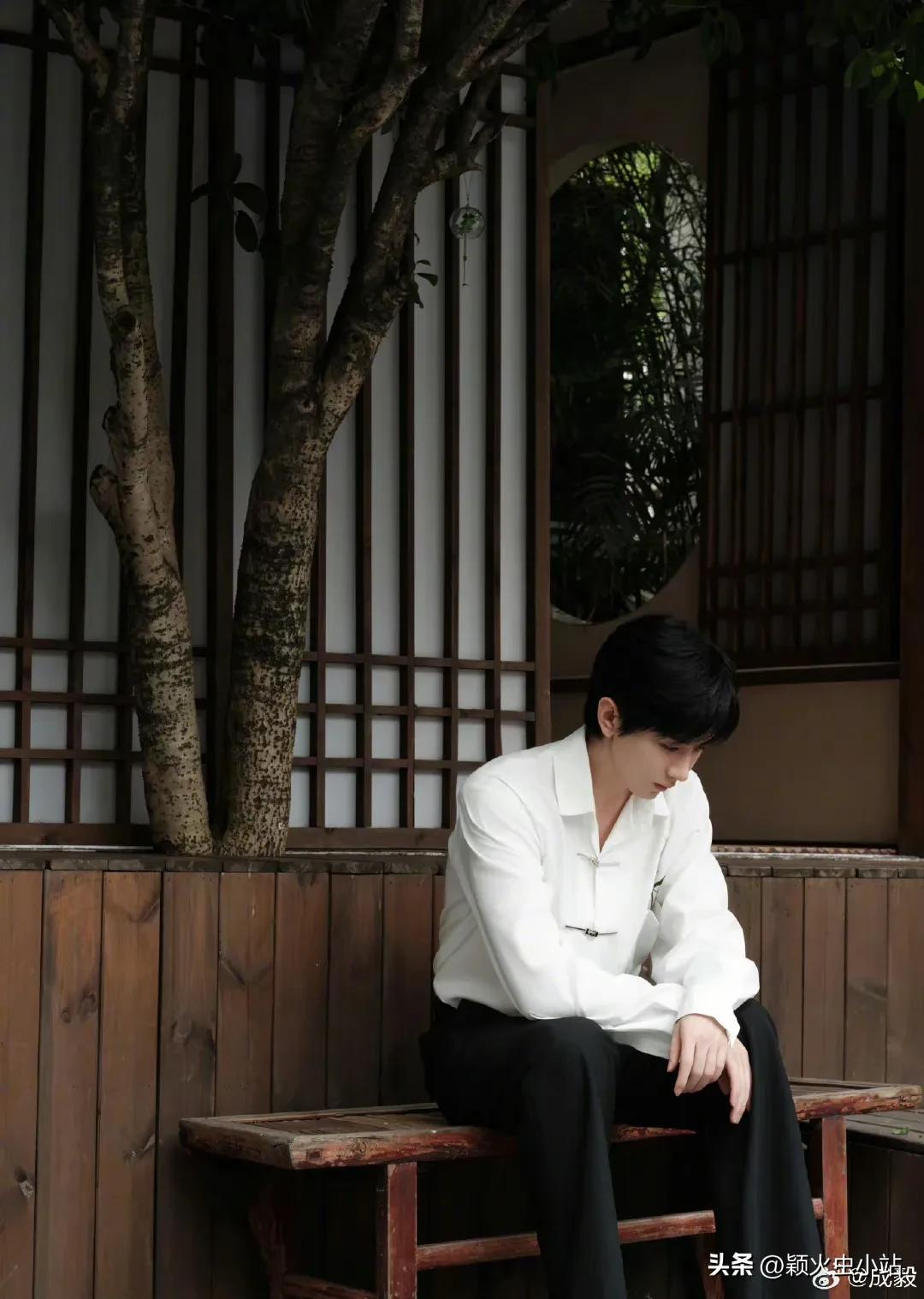 7.25 Entertainment: Zhao Liying, Ren Jialun, Yang Zi, Dili Reba, Cheng ...