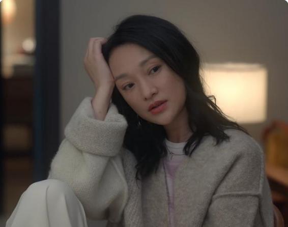 Opener than Xiaomin, more charming than Li Ping, winks at Chen Zhuo, and has a delicate ...