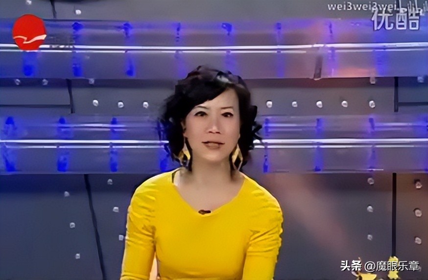 Yang Lei posted the latest group photo with Chen Chen and Fang Haiyan ...