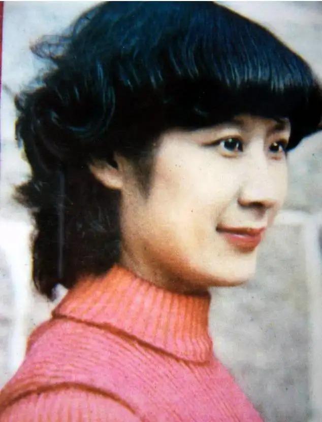 "Military Harbor Night" Su Xiaoming: He gave up his career at his peak ...