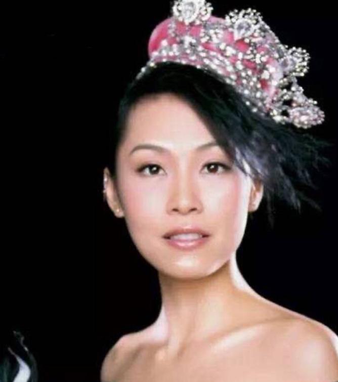She is the most legendary and memorable singer in the Hong Kong ...