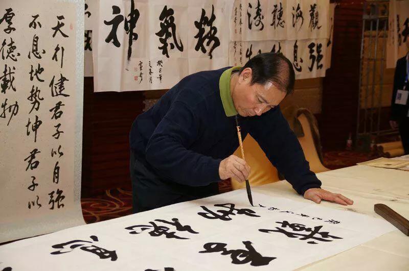 The autographed seal of Lu Qi, winner of the Best Actor Award at the ...