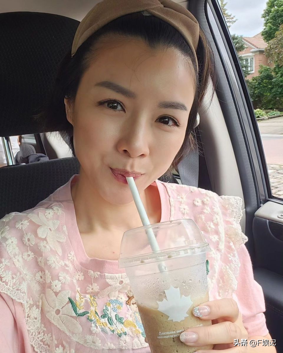 Aimee Chen took 3 children alone and took a 16-hour flight back to her mother's home. The ...