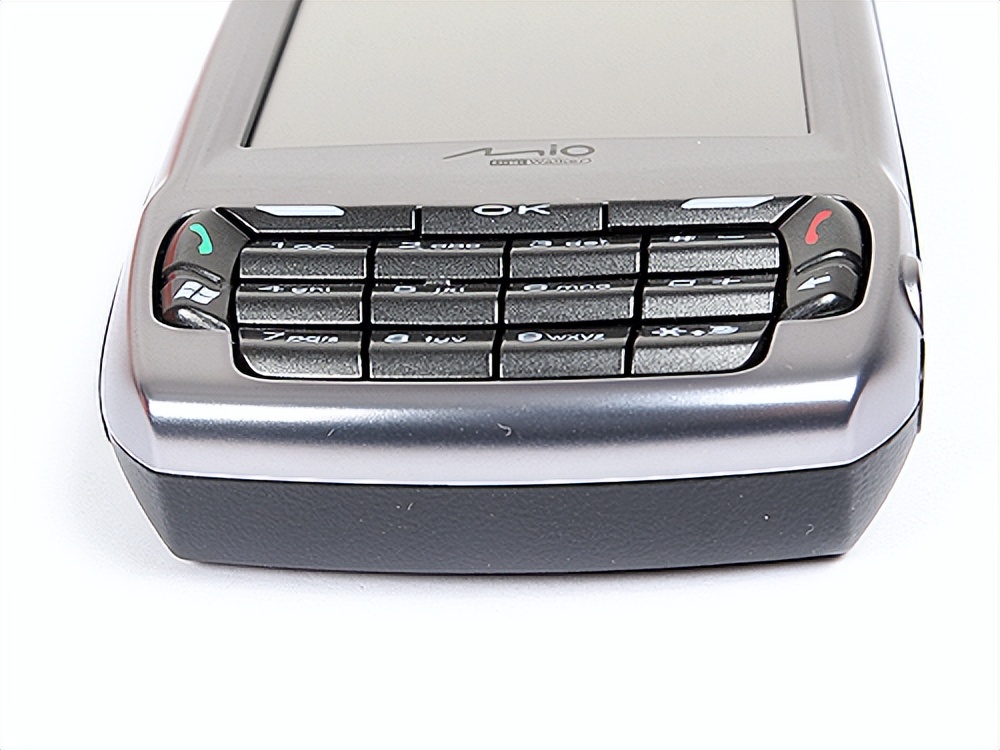 True Positioning Palm - Mitac A702 Mobile Phone - iMedia