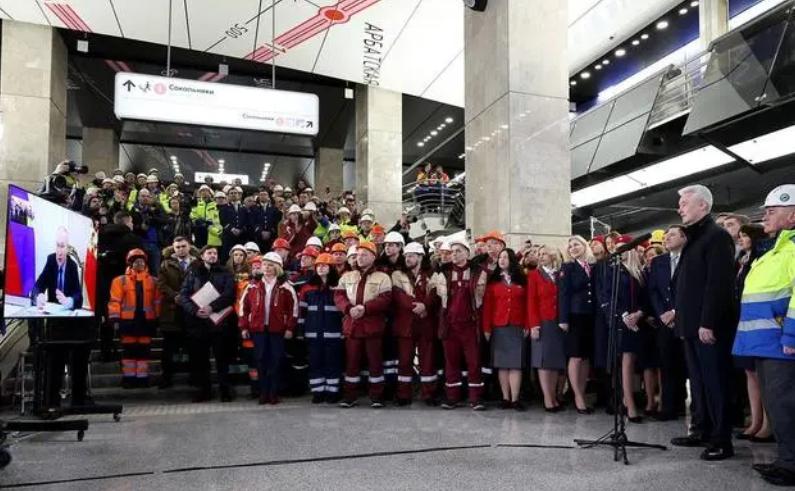 The entire line of the Great Ring Line of the Moscow Metro was opened ...