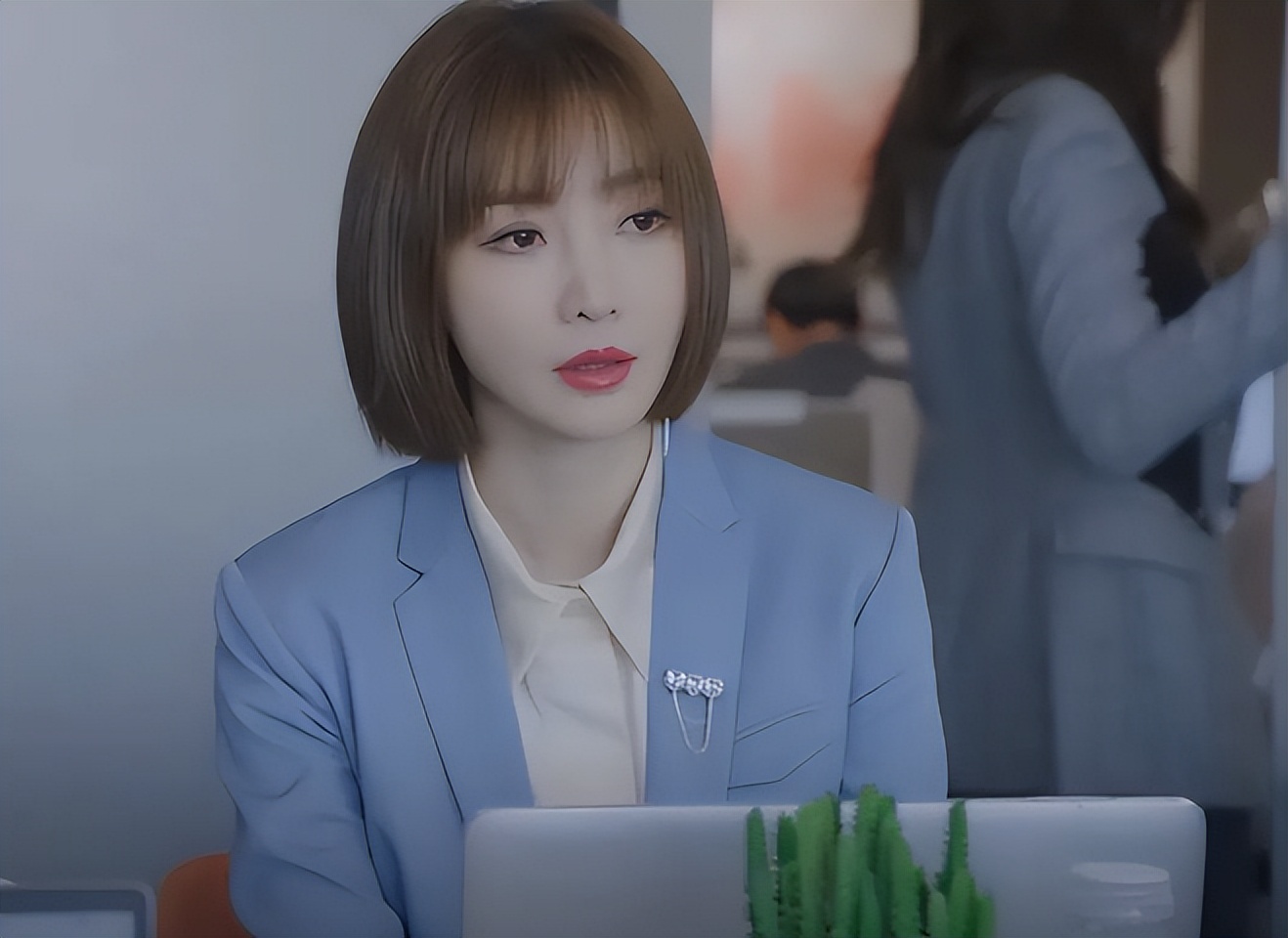 I watched "Incomparable Beauty" because of Nazha's appearance, but I ...