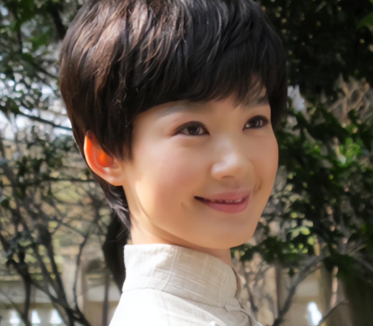 Played Yang Kaihui three times, and now has countless fans with [Brilliant Season], Wen Yu is ...