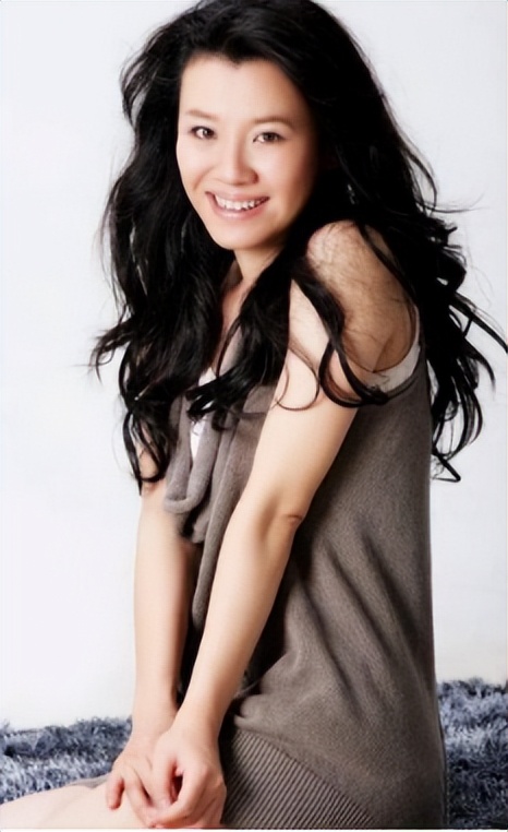 Actor Liu Lin: She wants love but not career, was abandoned by a famous director, turned around ...