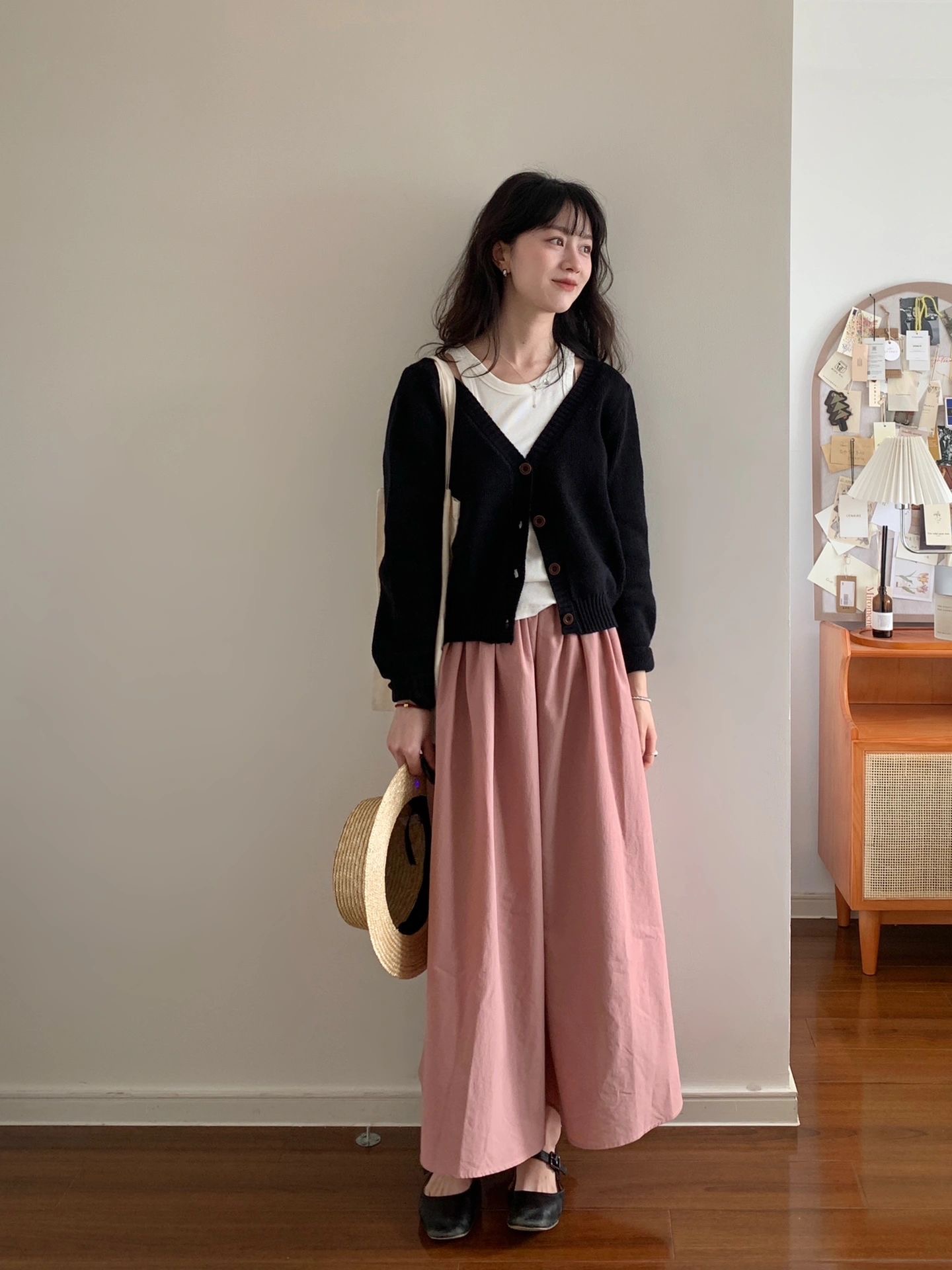 How to wear clothes if you have round shoulders and hunchback after ...