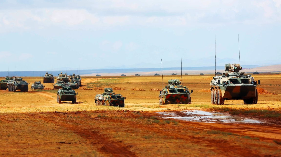 What exactly is an "army"?Multi-arms coordinated operations ...