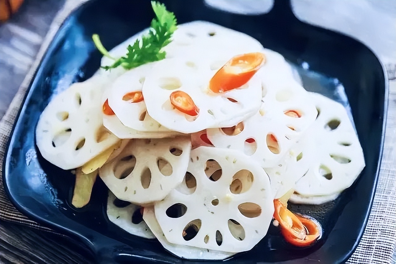 Eat lotus root noodles, sweep away the dullness of summer - iNEWS