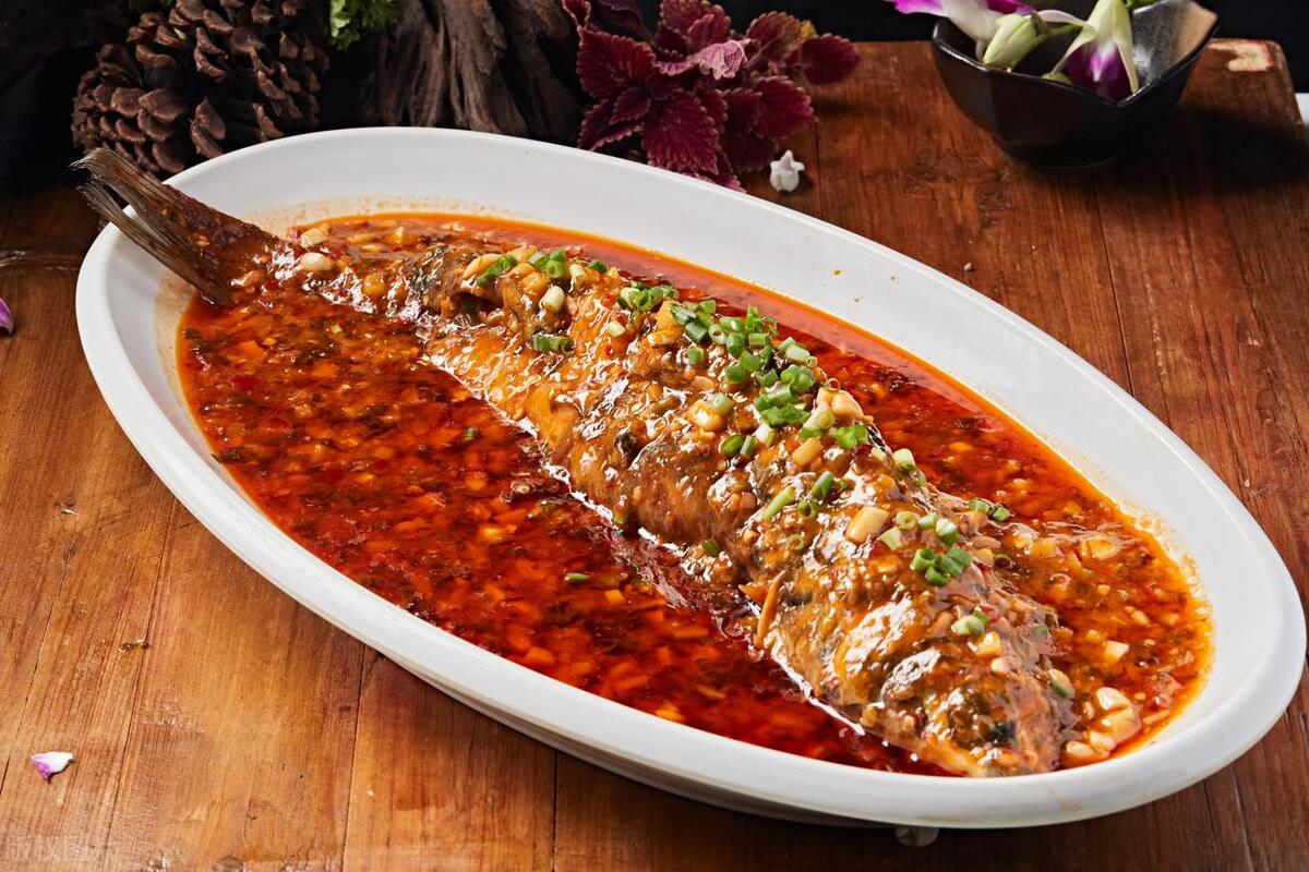Teach you to make a mouth-watering delicacy - braised carp - iNEWS