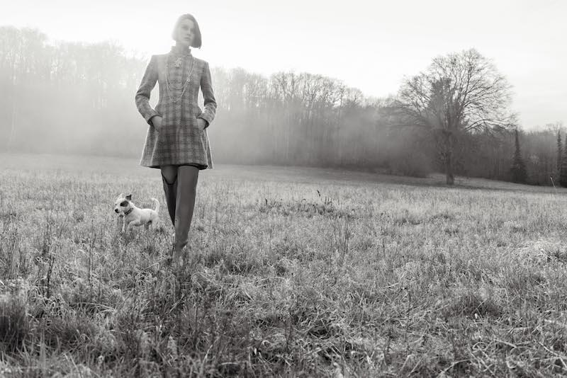 Chanel's classic tweed hides "Romantic Love Song"!The ever-changing ...