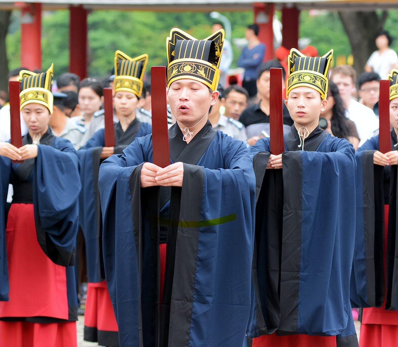 Among the founding emperors, why is Liu Bang and Li Yuan the great ...