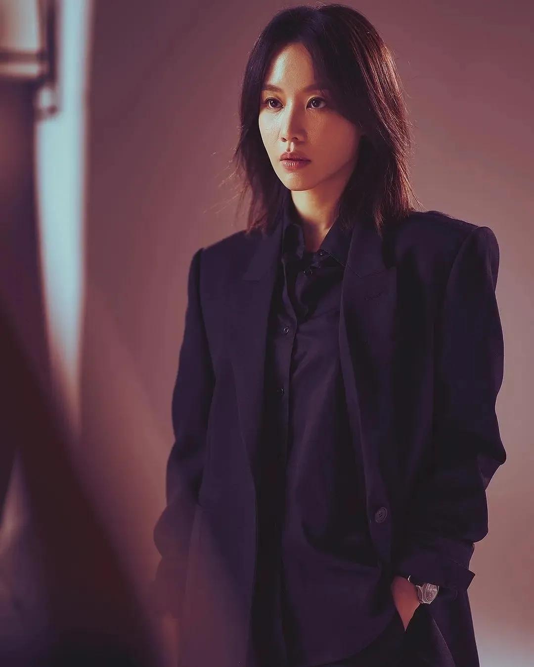 How is the Korean actress Kim Ah-joong's generation of film and ...