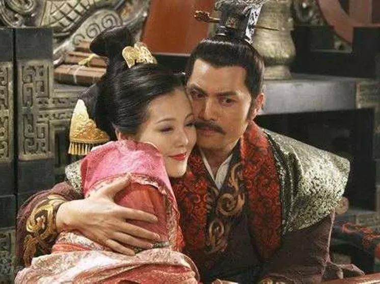 Why did Lu Zhi change from gentle and virtuous to cold-blooded and ruthless?See what she went ...