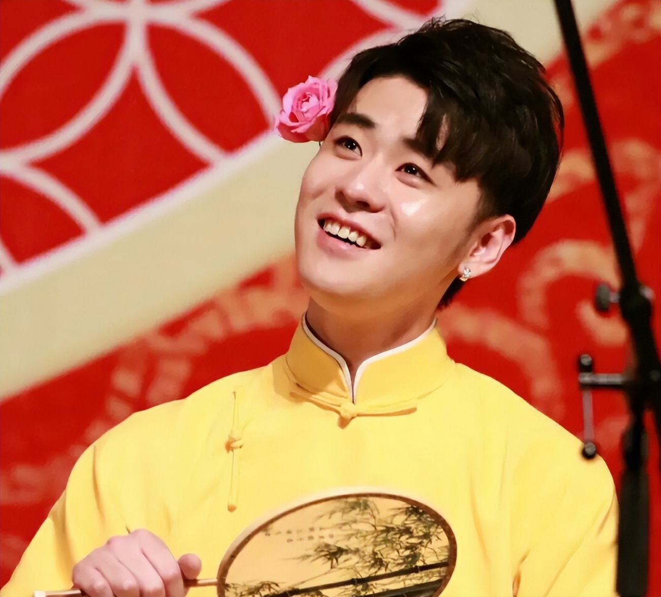 This night in Nanjing, 31-year-old Zhang Yunlei is no longer tolerated ...