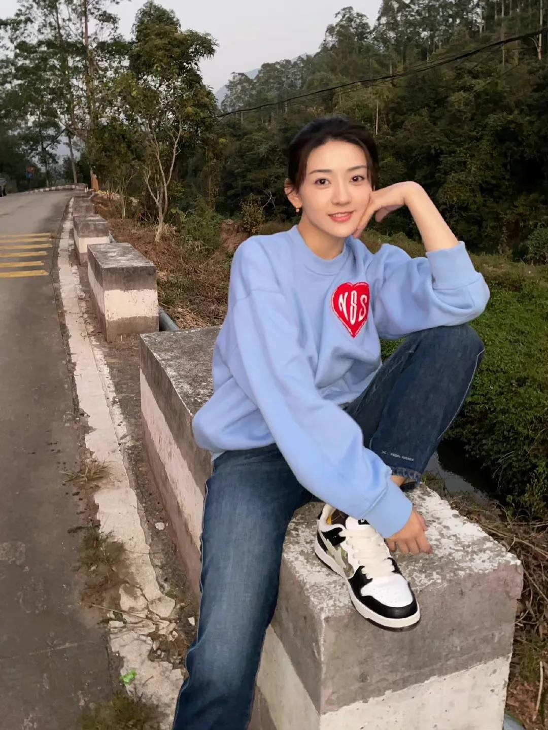 Liang Jie recently worn - iNEWS