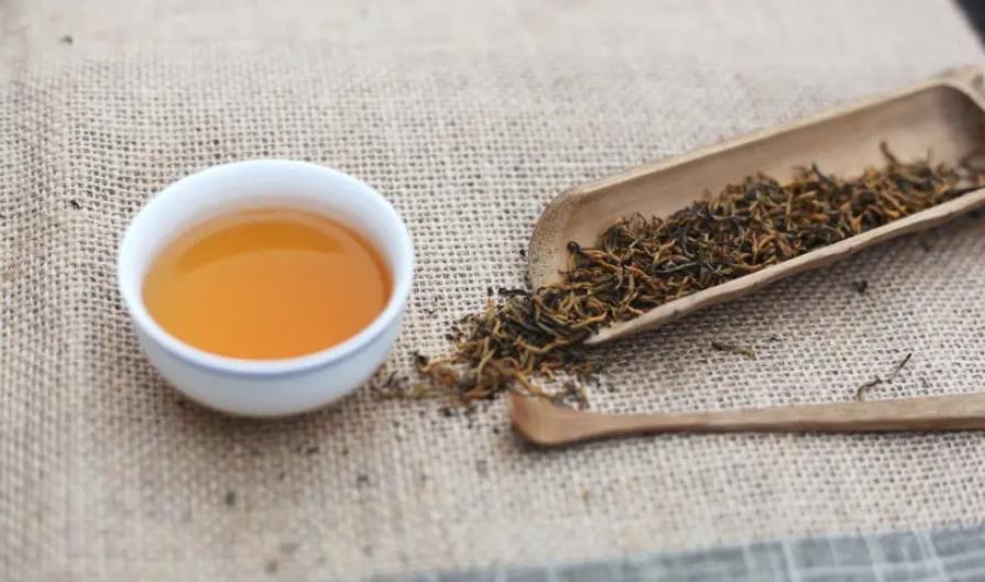 Souchong black tea, Gongfu black tea, broken black tea, how to ...