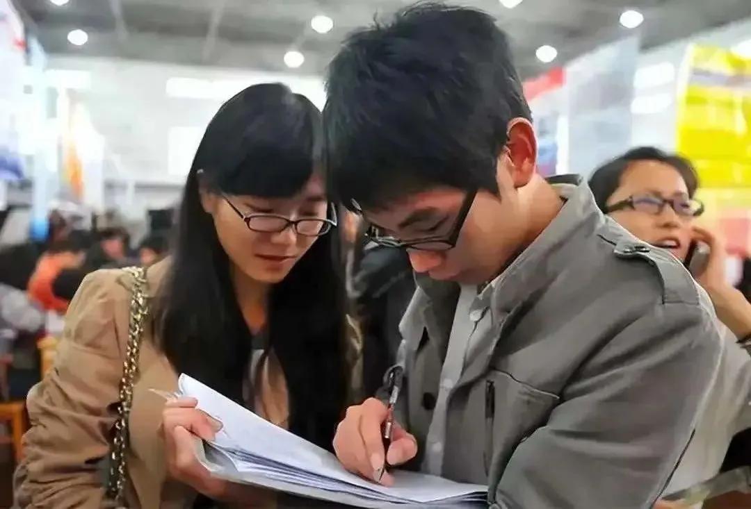 May is here, and some people predict that there may be three major ...