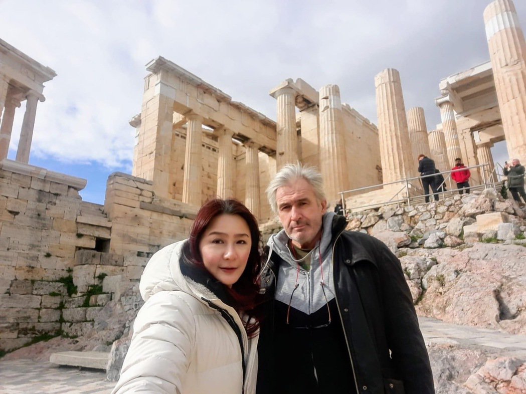 A naked porn star married a wealthy businessman for 7 years, and she ...