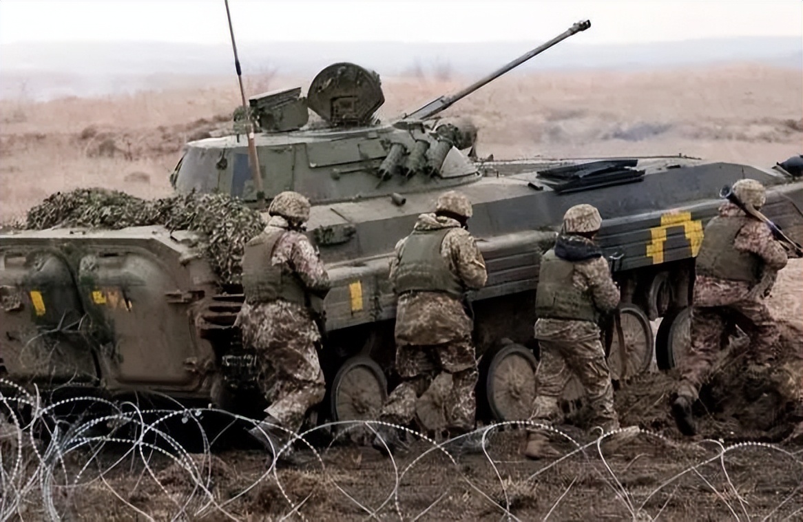 5,000 Russians retreated overnight. The Ukrainian army's move was ...