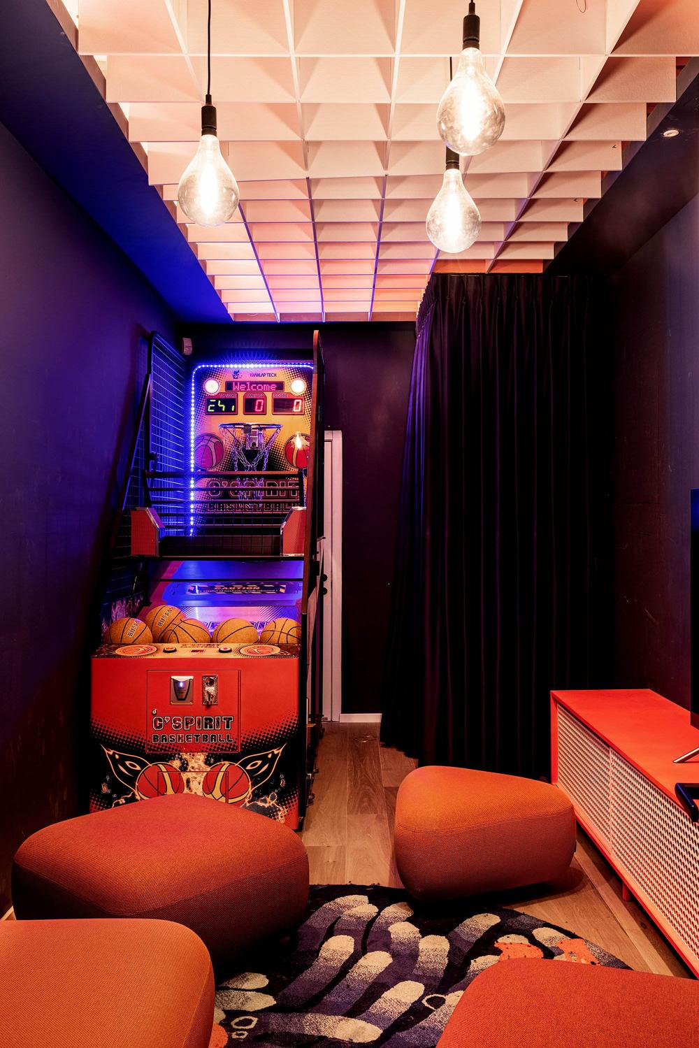 Simple industrial style Israeli game studio Jelly Button office design ...