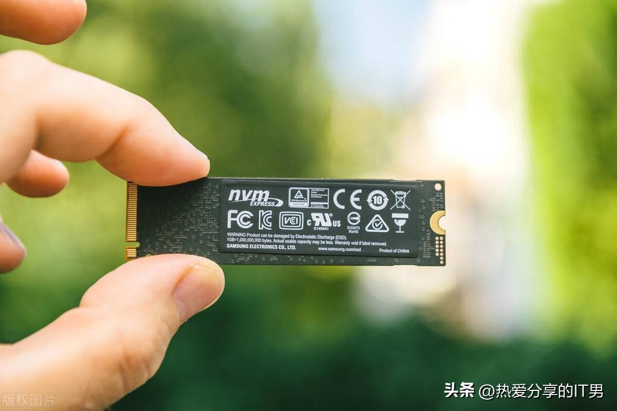 Why is the price of PCIe solid-state drives reduced so much? - iNEWS