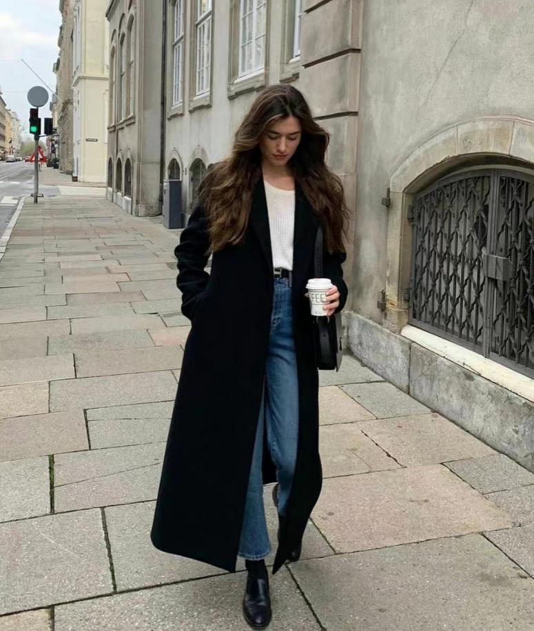 What is the difference between a French coat and an ordinary coat? You ...