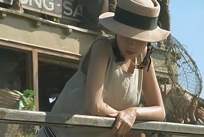 Jane March reveals her true feelings, a perfect encounter, meeting someone worthy of entrustment ...