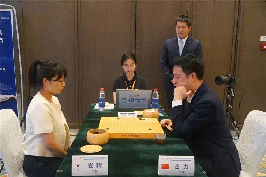 8 crowns lost to female players! In the first round of Go Dream Lily ...