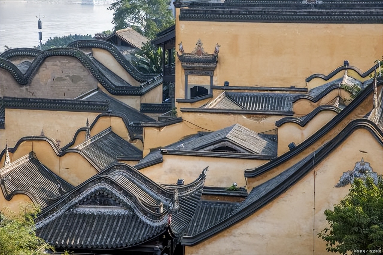 Let time precipitate beauty and ugliness, eight Chongqing landmark ...