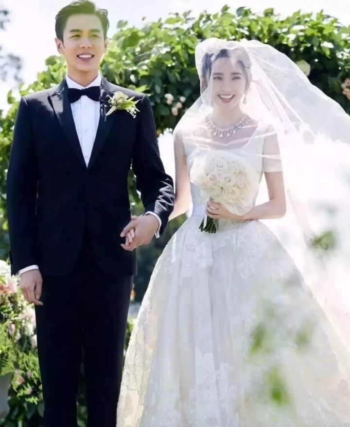 Tang Yixin and Zhang Ruoyun fell in love because of a car crash, and ...