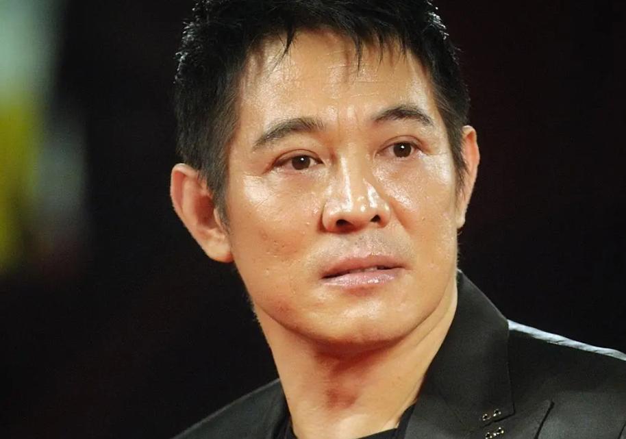 60-year-old Jet Li returned to China to make money, his eyes protruded ...
