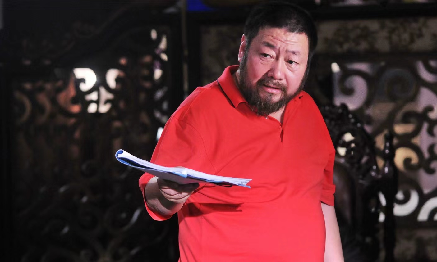 Famous director Wang Wenjie welcomes his disciple Li Jiacheng in Jinan ...