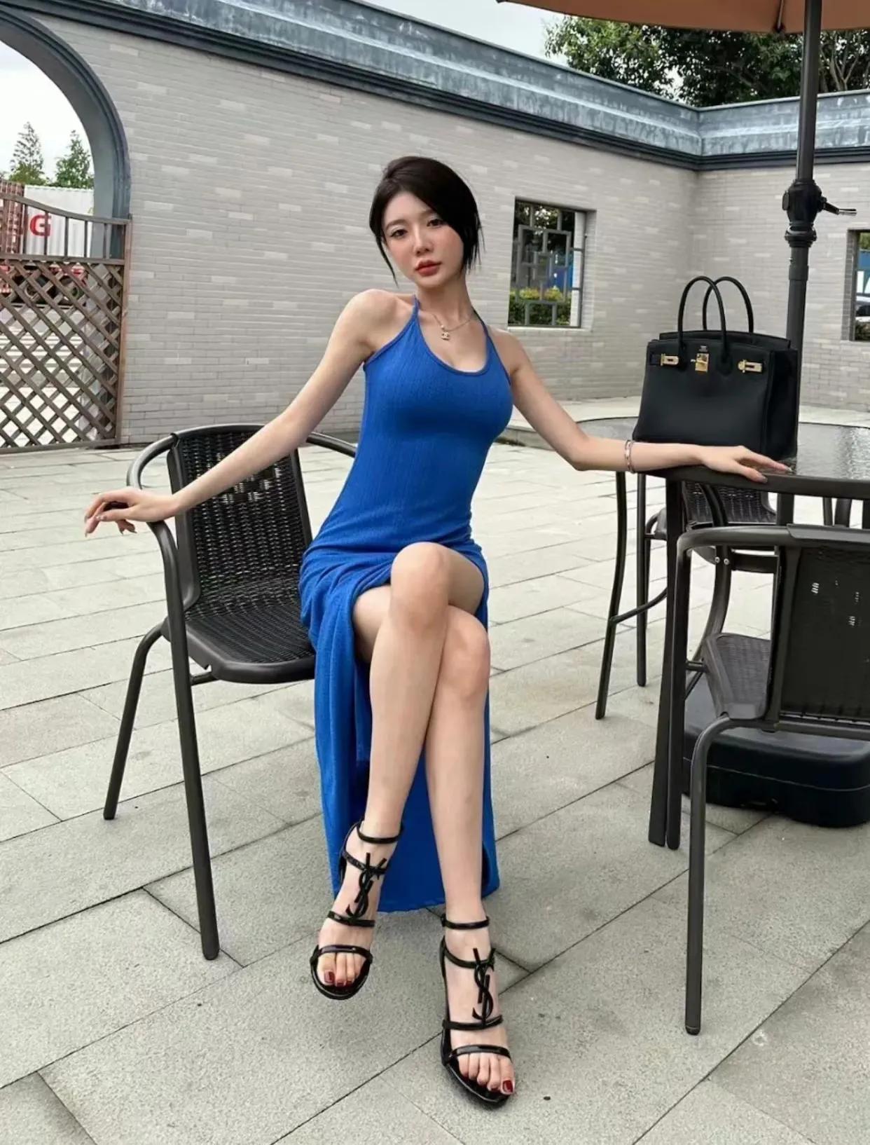 Yuqi, will you love this outfit and pose? - iMedia