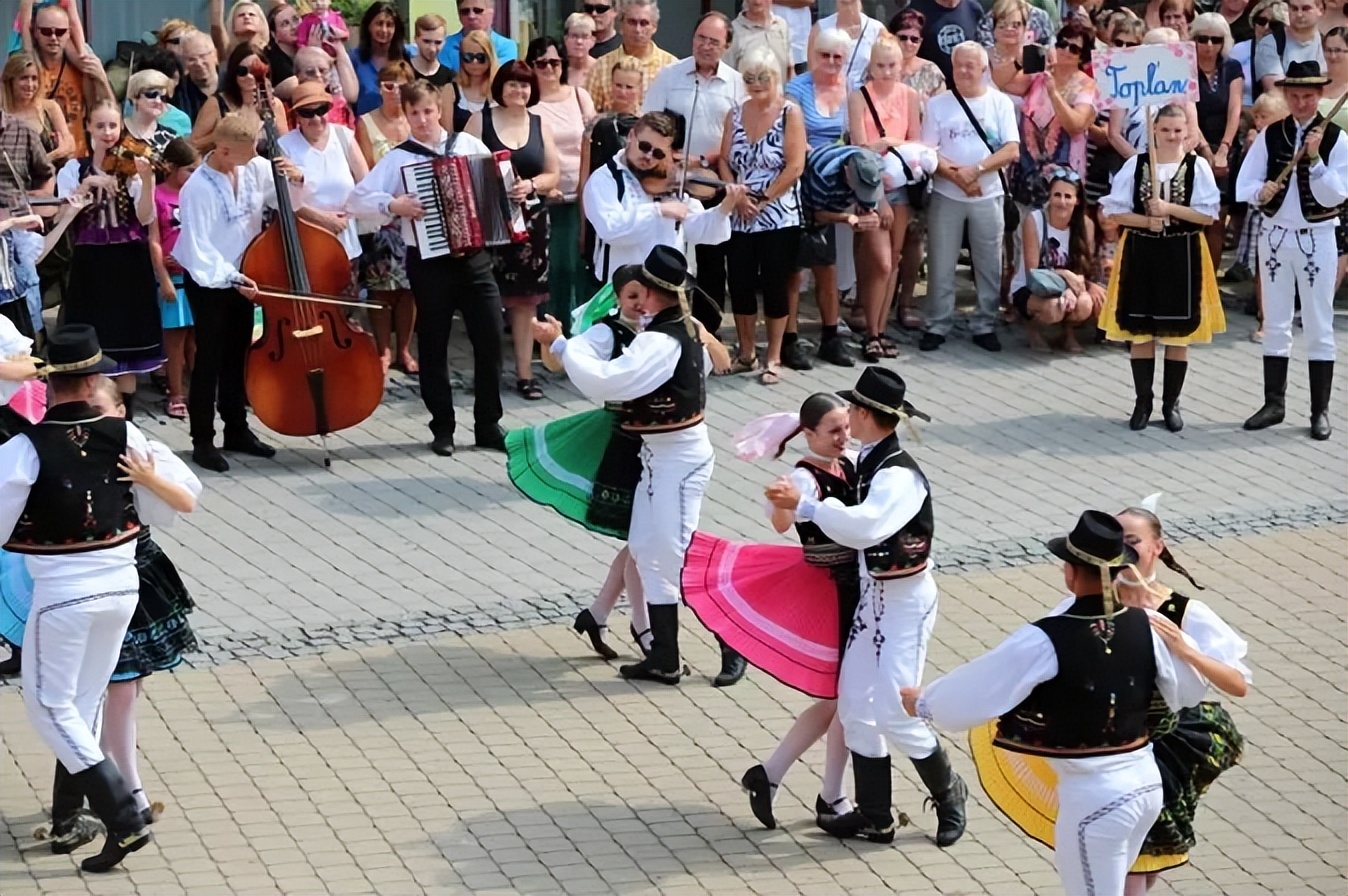 Ancient Austrian Traditional Festivals: Looking Back at the History of ...