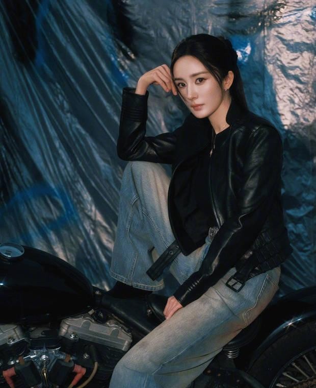 Yang Mi rides a motorcycle? Fans are furious! The reason behind this is ...