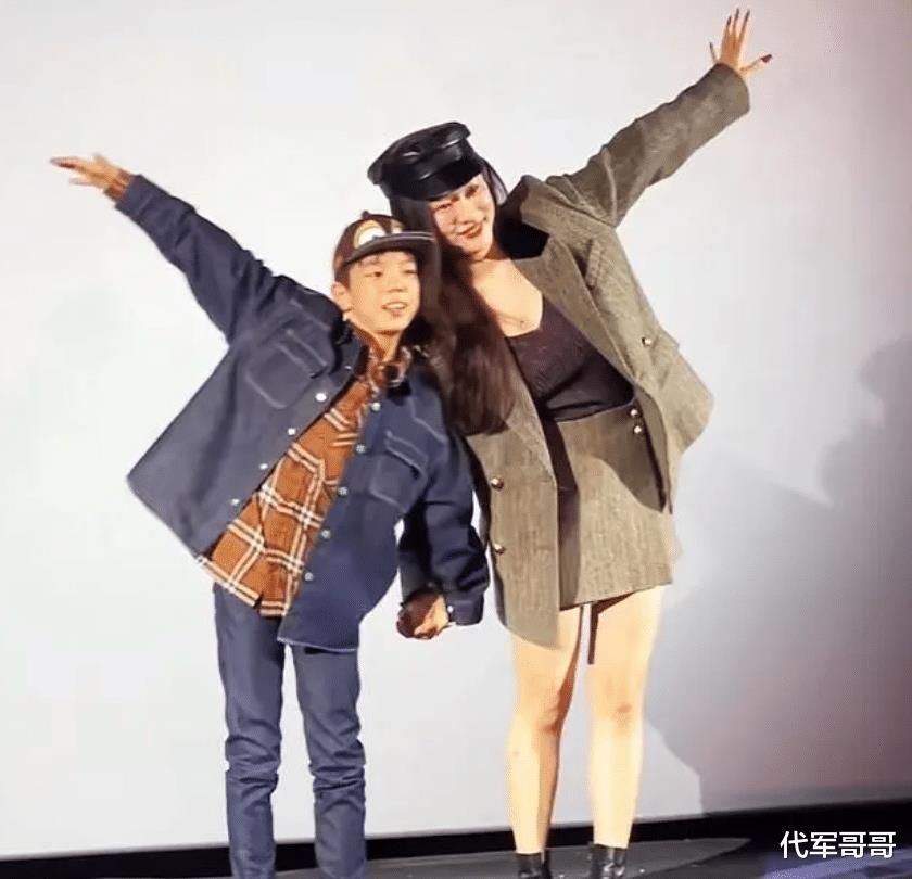 This time, 43-year-old Huo Siyan is no longer tolerated by the world ...